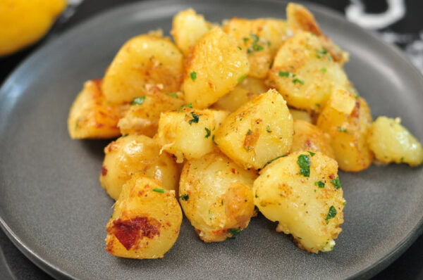Garlic Butter Potatoes - Kelly's Clean Kitchen